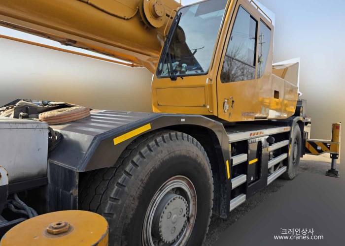 RT100-100/SR-700L/2014 > R/T크레인 | 크레인상사